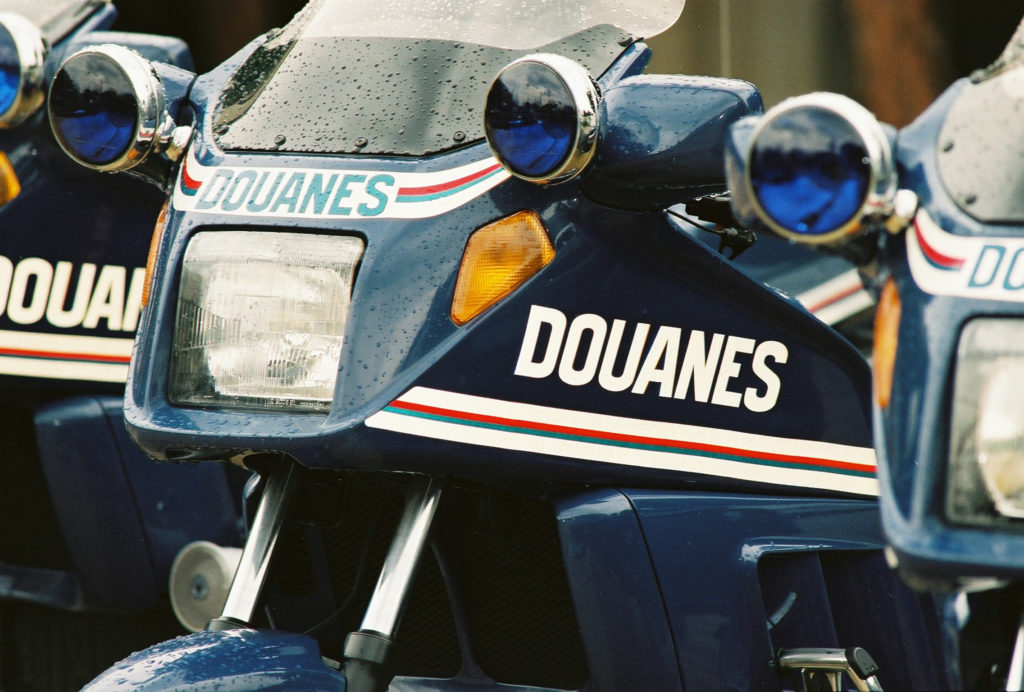 La signalisation des véhicules douaniers de 1980 à 2000 – Association ...